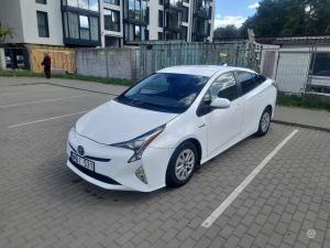 Белый Тойота Приус 2017 в Каунас, объемом двигателя 1.80 л и пробегом 324 тыс. км за 9500 €, фото 5 на AUTOMOTO.COM.LV