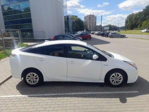 Белый Тойота Приус 2017 в Каунас, объемом двигателя 1.80 л и пробегом 324 тыс. км за 9500 €, фото 17 на AUTOMOTO.COM.LV