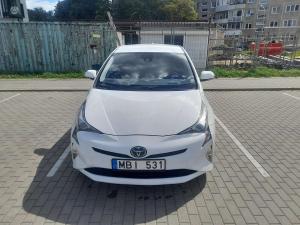 Белый Тойота Приус 2017 в Каунас, объемом двигателя 1.80 л и пробегом 324 тыс. км за 9500 €, фото 25 на AUTOMOTO.COM.LV