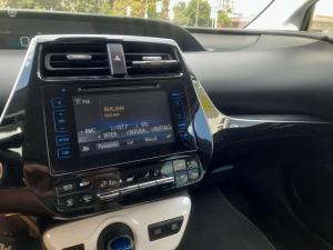 Белый Тойота Приус 2017 в Каунас, объемом двигателя 1.80 л и пробегом 324 тыс. км за 9500 €, фото 40 на AUTOMOTO.COM.LV