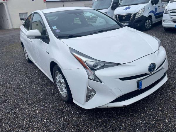 Balts Toyota Prius 2018 Tauragė, ar dzinēja tilpumu 1.80 L un nobraukumu 248 tūkst. km par 9300 €, foto 1 vietnē AUTOMOTO.COM.LV
