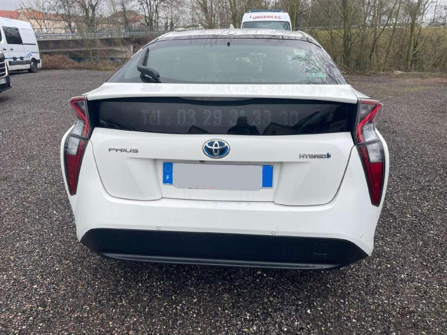 Balts Toyota Prius 2018 Tauragė, ar dzinēja tilpumu 1.80 L un nobraukumu 248 tūkst. km par 9300 €, foto 4 vietnē AUTOMOTO.COM.LV