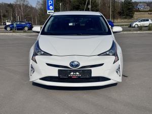 Balts Toyota Prius 2018 Viļņa, ar dzinēja tilpumu 1.80 L un nobraukumu 226 tūkst. km par 11950 €, foto 4 vietnē AUTOMOTO.COM.LV