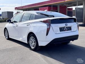 Balts Toyota Prius 2018 Viļņa, ar dzinēja tilpumu 1.80 L un nobraukumu 226 tūkst. km par 11950 €, foto 11 vietnē AUTOMOTO.COM.LV