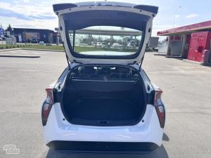 Balts Toyota Prius 2018 Viļņa, ar dzinēja tilpumu 1.80 L un nobraukumu 226 tūkst. km par 11950 €, foto 12 vietnē AUTOMOTO.COM.LV