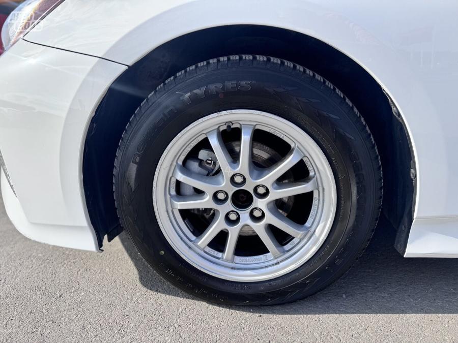 Balts Toyota Prius 2018 Viļņa, ar dzinēja tilpumu 1.80 L un nobraukumu 226 tūkst. km par 11950 €, foto 13 vietnē AUTOMOTO.COM.LV