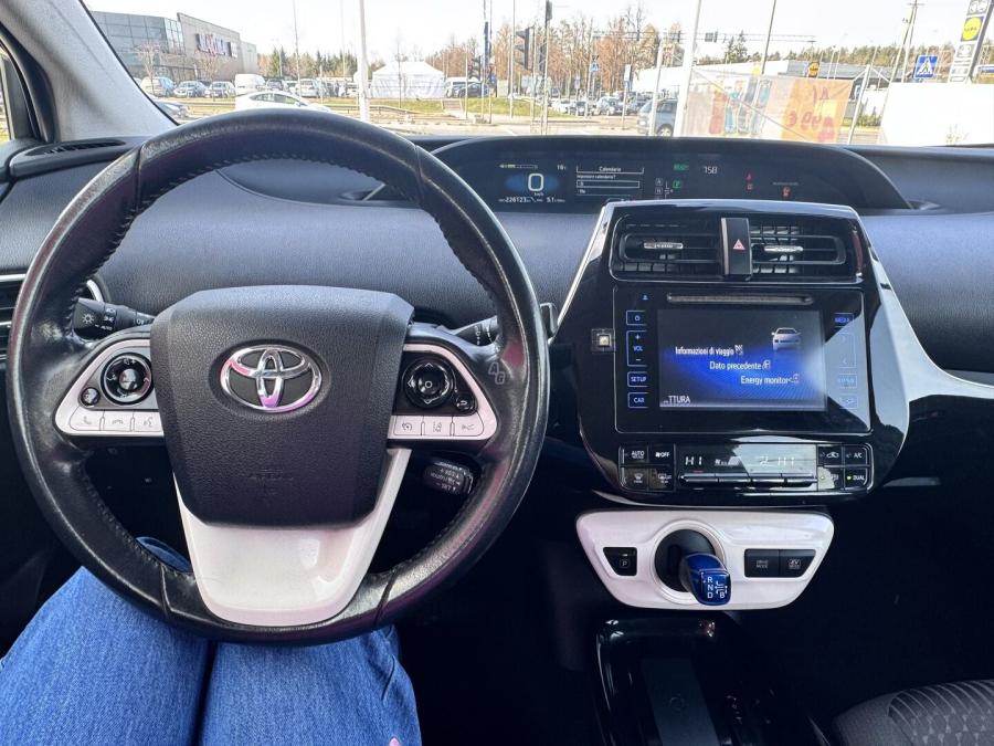 Balts Toyota Prius 2018 Viļņa, ar dzinēja tilpumu 1.80 L un nobraukumu 226 tūkst. km par 11950 €, foto 16 vietnē AUTOMOTO.COM.LV