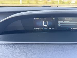Balts Toyota Prius 2018 Viļņa, ar dzinēja tilpumu 1.80 L un nobraukumu 226 tūkst. km par 11950 €, foto 17 vietnē AUTOMOTO.COM.LV