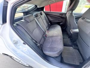 Balts Toyota Prius 2018 Viļņa, ar dzinēja tilpumu 1.80 L un nobraukumu 226 tūkst. km par 11950 €, foto 22 vietnē AUTOMOTO.COM.LV