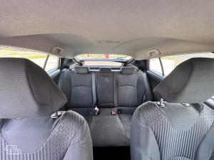 Balts Toyota Prius 2018 Viļņa, ar dzinēja tilpumu 1.80 L un nobraukumu 226 tūkst. km par 11950 €, foto 26 vietnē AUTOMOTO.COM.LV