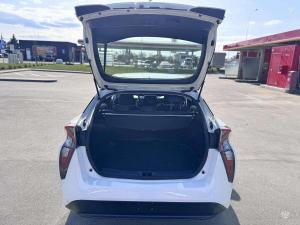 Balts Toyota Prius 2018 Viļņa, ar dzinēja tilpumu 1.80 L un nobraukumu 226 tūkst. km par 11950 €, foto 11 vietnē AUTOMOTO.COM.LV