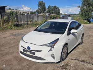 Balts Toyota Prius 2018 Viļņa, ar dzinēja tilpumu 1.80 L un nobraukumu 526 tūkst. km par 6600 €, foto 3 vietnē AUTOMOTO.COM.LV