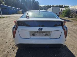 Balts Toyota Prius 2018 Viļņa, ar dzinēja tilpumu 1.80 L un nobraukumu 526 tūkst. km par 6600 €, foto 8 vietnē AUTOMOTO.COM.LV