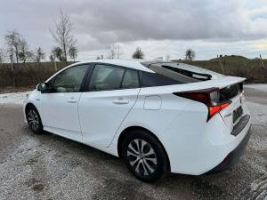 Balts Toyota Prius 2020 Kauņa, ar dzinēja tilpumu 1.80 L un nobraukumu 339 tūkst. km par 9850 €, foto 6 vietnē AUTOMOTO.COM.LV