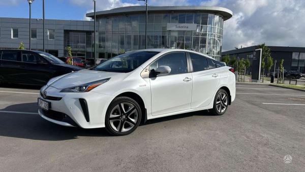 Balts Toyota Prius 2020 Klaipėda, ar dzinēja tilpumu 1.80 L un nobraukumu 55 tūkst. km par 21100 €, foto 6 vietnē AUTOMOTO.COM.LV