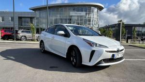 Balts Toyota Prius 2020 Klaipėda, ar dzinēja tilpumu 1.80 L un nobraukumu 55 tūkst. km par 21100 €, foto 18 vietnē AUTOMOTO.COM.LV