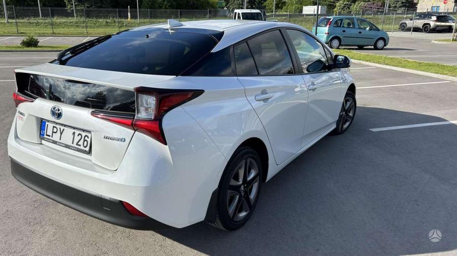 Balts Toyota Prius 2020 Klaipėda, ar dzinēja tilpumu 1.80 L un nobraukumu 55 tūkst. km par 21100 €, foto 21 vietnē AUTOMOTO.COM.LV