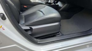 Balts Toyota Prius 2020 Klaipėda, ar dzinēja tilpumu 1.80 L un nobraukumu 55 tūkst. km par 21100 €, foto 34 vietnē AUTOMOTO.COM.LV