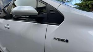 Balts Toyota Prius 2020 Klaipėda, ar dzinēja tilpumu 1.80 L un nobraukumu 55 tūkst. km par 21100 €, foto 36 vietnē AUTOMOTO.COM.LV