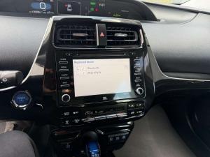 Balts Toyota Prius 2021 Viļņa, ar dzinēja tilpumu 1.80 L un nobraukumu 120 tūkst. km par 17720 €, foto 38 vietnē AUTOMOTO.COM.LV