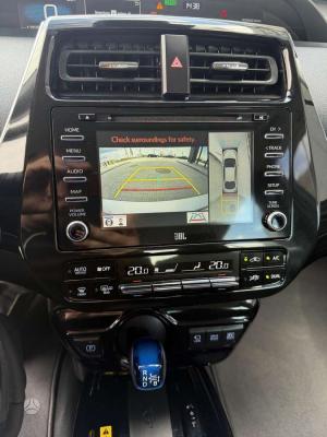 Balts Toyota Prius 2021 Viļņa, ar dzinēja tilpumu 1.80 L un nobraukumu 120 tūkst. km par 17720 €, foto 40 vietnē AUTOMOTO.COM.LV