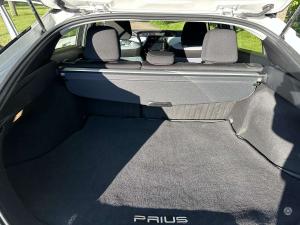 White Toyota Prius 2022 in Kaunas, with an engine capacity of 1.80 L and mileage of 27 thousand km for 16700 €, photo 22 on AUTOMOTO.COM.LV