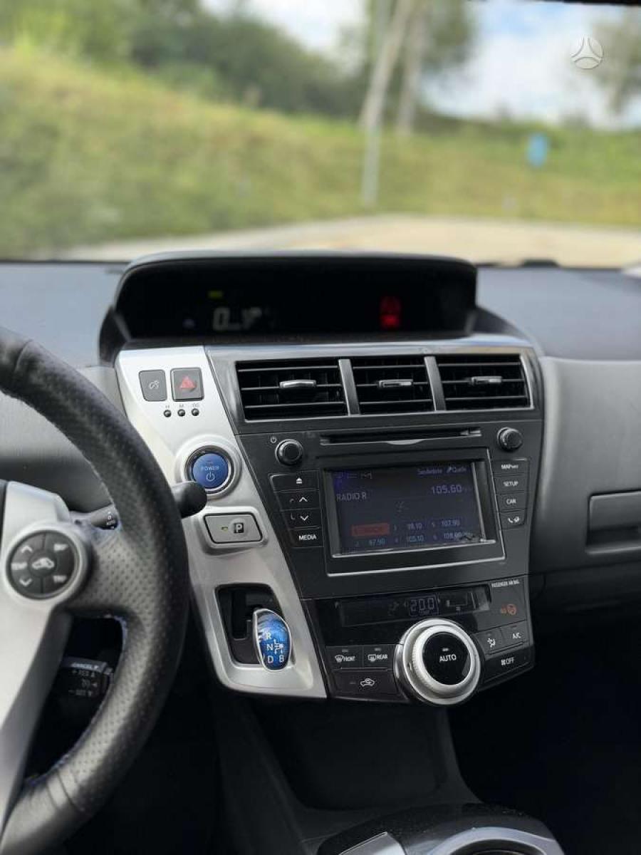 Balts Toyota Prius 2012 Viļņa, ar dzinēja tilpumu 1.80 L un nobraukumu 470 tūkst. km par 7700 €, foto 16 vietnē AUTOMOTO.COM.LV