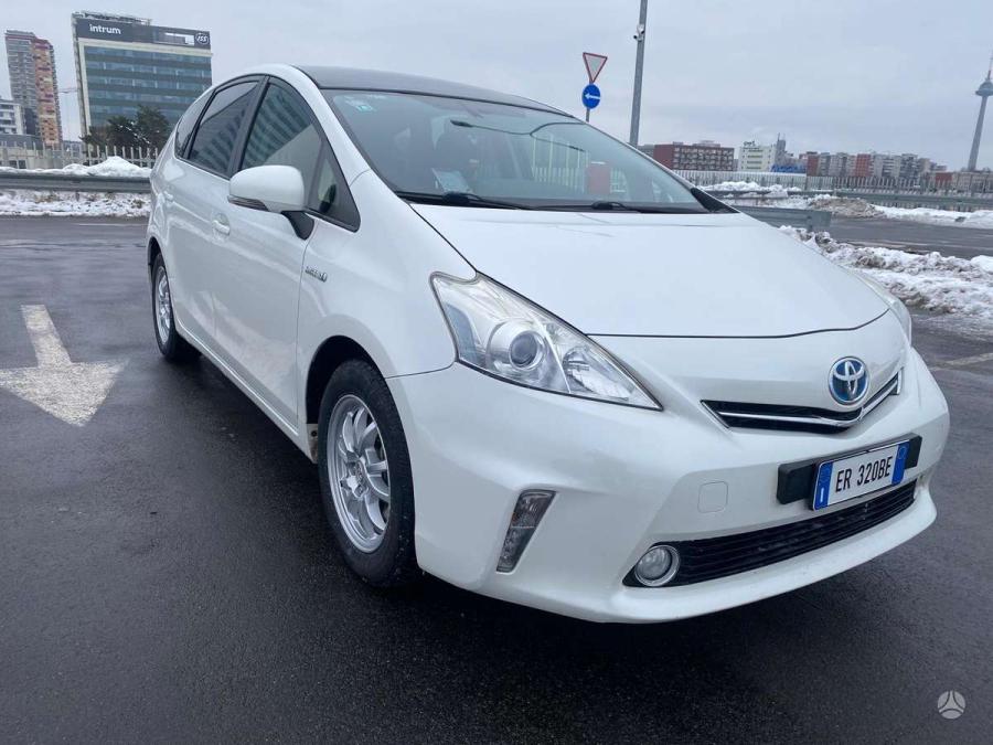 Balts Toyota Prius 2013 Viļņa, ar dzinēja tilpumu 1.80 L un nobraukumu 260 tūkst. km par 9900 €, foto 9 vietnē AUTOMOTO.COM.LV