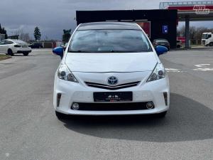 White Toyota Prius 2013 in Vilnius, with an engine capacity of 1.80 L and mileage of 374 thousand km for 8250 €, photo 3 on AUTOMOTO.COM.LV