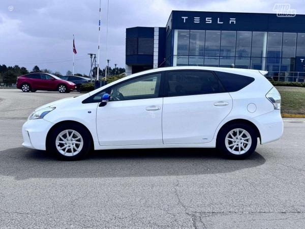 Balts Toyota Prius 2013 Viļņa, ar dzinēja tilpumu 1.80 L un nobraukumu 374 tūkst. km par 8250 €, foto 5 vietnē AUTOMOTO.COM.LV