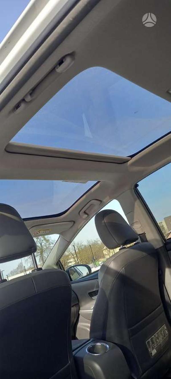 Balts Toyota Prius 2014 Alīta, ar dzinēja tilpumu 1.80 L un nobraukumu 263 tūkst. km par 9700 €, foto 11 vietnē AUTOMOTO.COM.LV