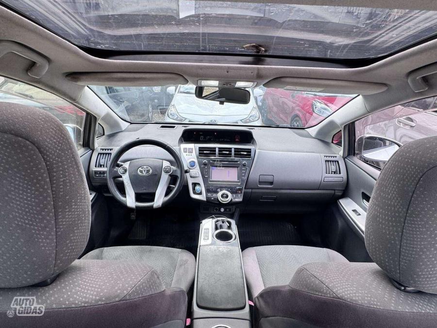 Balts Toyota Prius 2015 Viļņa, ar dzinēja tilpumu 1.80 L un nobraukumu 407 tūkst. km par 7950 €, foto 20 vietnē AUTOMOTO.COM.LV