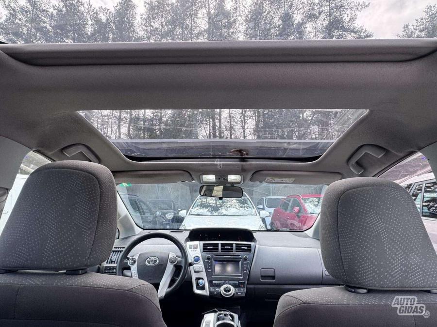 Balts Toyota Prius 2015 Viļņa, ar dzinēja tilpumu 1.80 L un nobraukumu 407 tūkst. km par 7950 €, foto 19 vietnē AUTOMOTO.COM.LV
