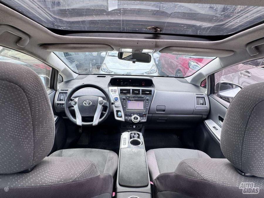 Balts Toyota Prius 2015 Viļņa, ar dzinēja tilpumu 1.80 L un nobraukumu 407 tūkst. km par 7950 €, foto 20 vietnē AUTOMOTO.COM.LV