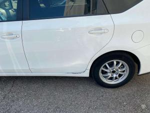 Balts Toyota Prius 2015 Viļņa, ar dzinēja tilpumu 1.80 L un nobraukumu 251 tūkst. km par 10900 €, foto 19 vietnē AUTOMOTO.COM.LV