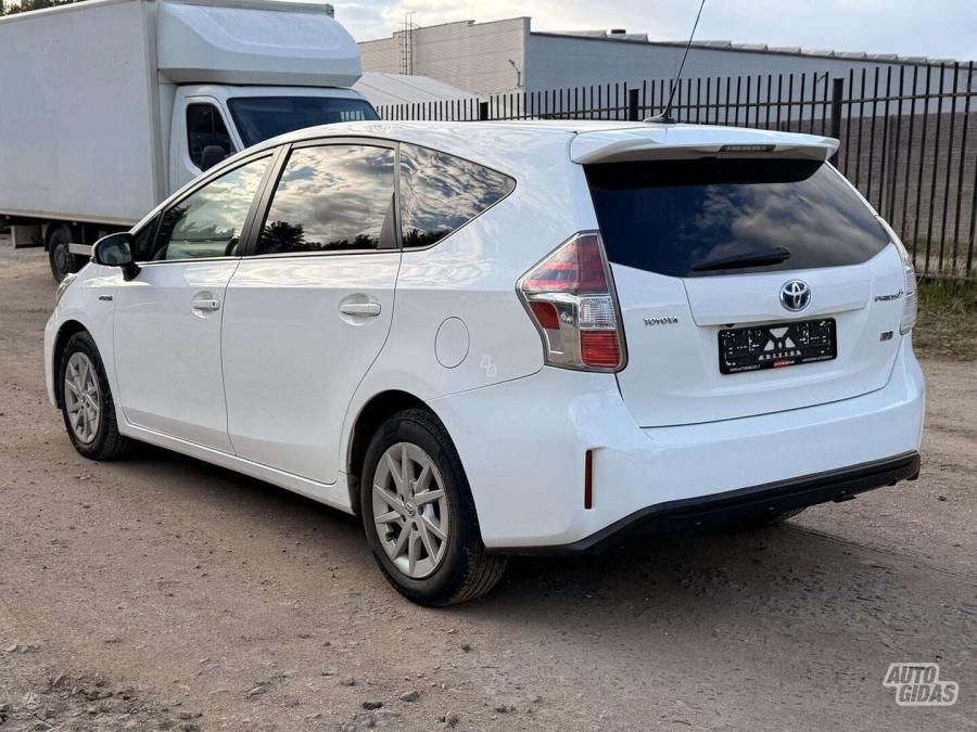 Balts Toyota Prius 2016 Viļņa, ar dzinēja tilpumu 1.80 L un nobraukumu 488 tūkst. km par 10500 €, foto 6 vietnē AUTOMOTO.COM.LV
