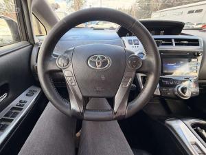 Balts Toyota Prius 2016 Viļņa, ar dzinēja tilpumu 1.80 L un nobraukumu 488 tūkst. km par 10500 €, foto 21 vietnē AUTOMOTO.COM.LV