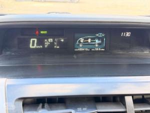 Balts Toyota Prius 2016 Viļņa, ar dzinēja tilpumu 1.80 L un nobraukumu 488 tūkst. km par 10500 €, foto 24 vietnē AUTOMOTO.COM.LV