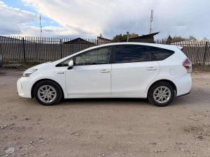 Balts Toyota Prius 2016 Viļņa, ar dzinēja tilpumu 1.80 L un nobraukumu 488 tūkst. km par 10500 €, foto 10 vietnē AUTOMOTO.COM.LV