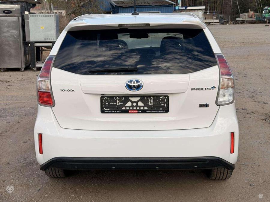 Balts Toyota Prius 2016 Viļņa, ar dzinēja tilpumu 1.80 L un nobraukumu 488 tūkst. km par 10500 €, foto 11 vietnē AUTOMOTO.COM.LV