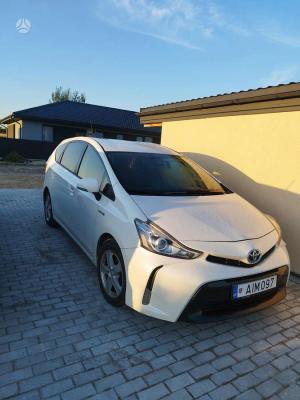 Balts Toyota Prius 2016 Kauņa, ar dzinēja tilpumu 1.80 L un nobraukumu 297 tūkst. km par 10900 €, foto  vietnē AUTOMOTO.COM.LV