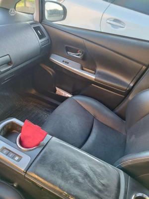 Balts Toyota Prius 2016 Kauņa, ar dzinēja tilpumu 1.80 L un nobraukumu 297 tūkst. km par 10900 €, foto 8 vietnē AUTOMOTO.COM.LV