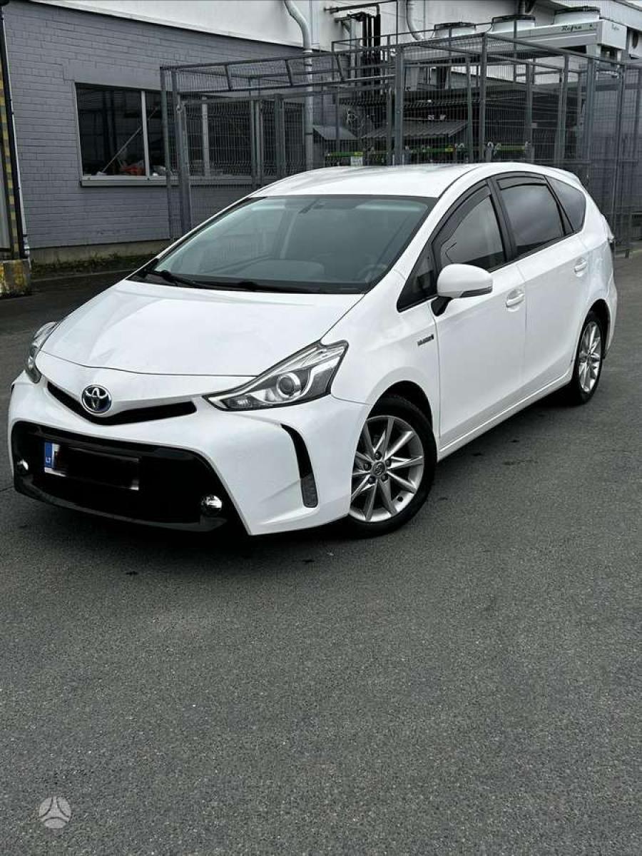 Balts Toyota Prius 2016 Viļņa, ar dzinēja tilpumu 1.80 L un nobraukumu 525 tūkst. km par 11999 €, foto 1 vietnē AUTOMOTO.COM.LV