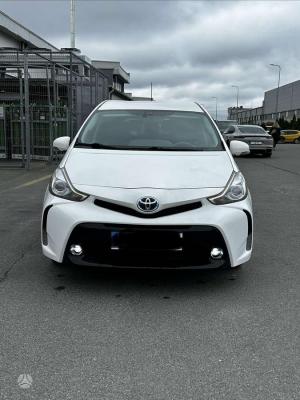 Balts Toyota Prius 2016 Viļņa, ar dzinēja tilpumu 1.80 L un nobraukumu 525 tūkst. km par 11999 €, foto 3 vietnē AUTOMOTO.COM.LV