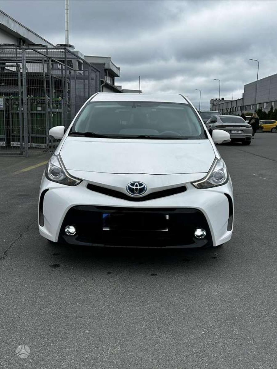 Balts Toyota Prius 2016 Viļņa, ar dzinēja tilpumu 1.80 L un nobraukumu 525 tūkst. km par 11999 €, foto 3 vietnē AUTOMOTO.COM.LV