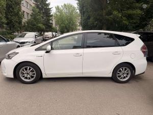 Белый Тойота Приус 2017 в Вильнюс, объемом двигателя 1.80 л и пробегом 249 тыс. км за 8900 €, фото 4 на AUTOMOTO.COM.LV