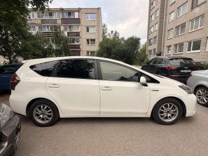 Белый Тойота Приус 2017 в Вильнюс, объемом двигателя 1.80 л и пробегом 249 тыс. км за 8900 €, фото 5 на AUTOMOTO.COM.LV