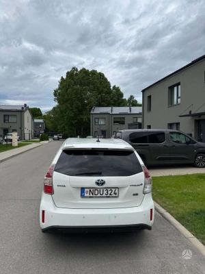 Balts Toyota Prius 2017 Kauņa, ar dzinēja tilpumu 1.80 L un nobraukumu 480 tūkst. km par 11500 €, foto 8 vietnē AUTOMOTO.COM.LV
