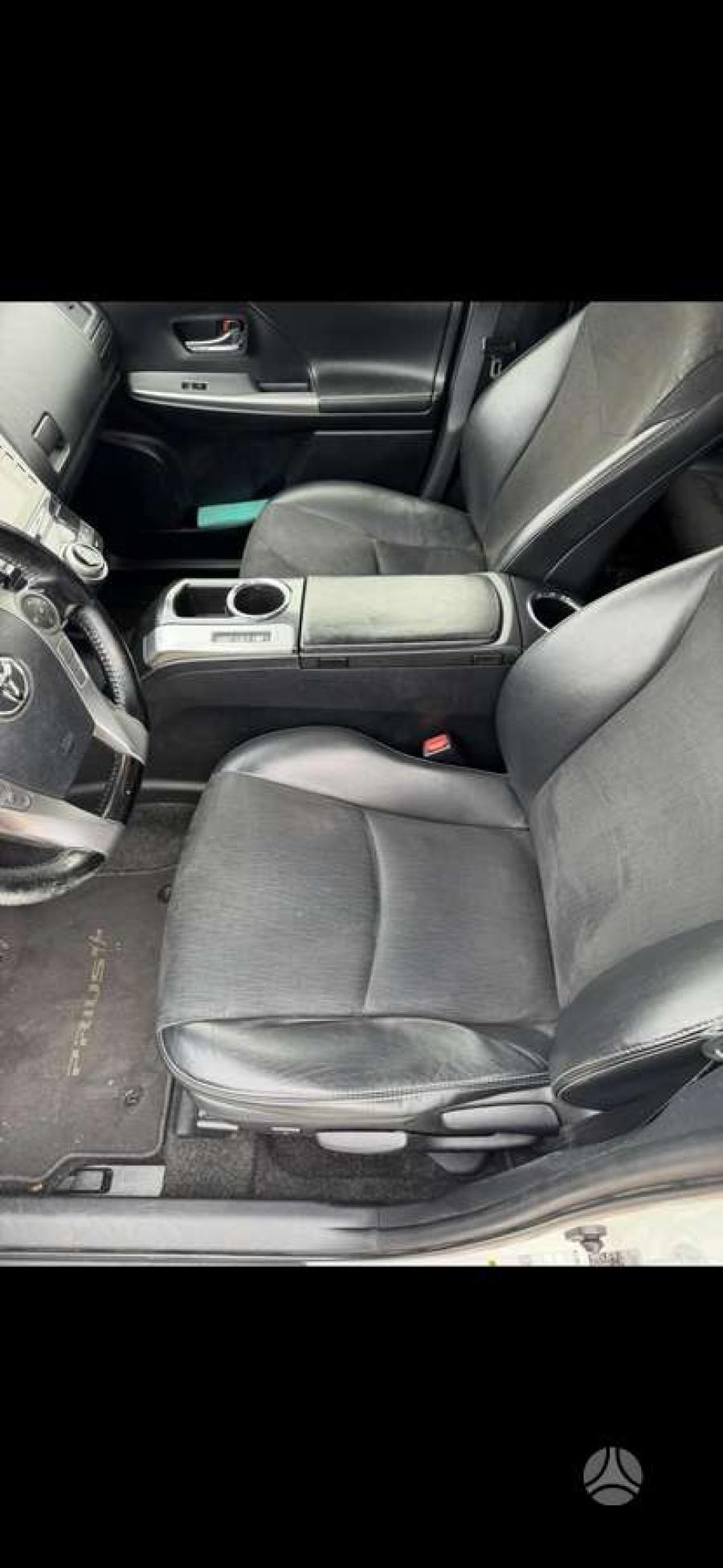 Balts Toyota Prius 2017 Kauņa, ar dzinēja tilpumu 1.80 L un nobraukumu 480 tūkst. km par 11500 €, foto 11 vietnē AUTOMOTO.COM.LV