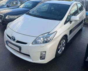 Balts Toyota Prius 2018 Klaipėda, ar dzinēja tilpumu 1.80 L un nobraukumu 170 tūkst. km par 14000 €, foto 5 vietnē AUTOMOTO.COM.LV